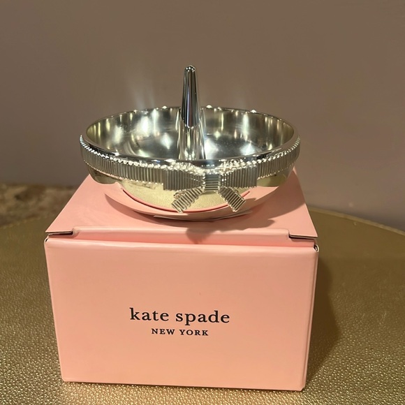 kate spade | Accessories | Kate Spade New York Grace Avenue Ring Holder ...